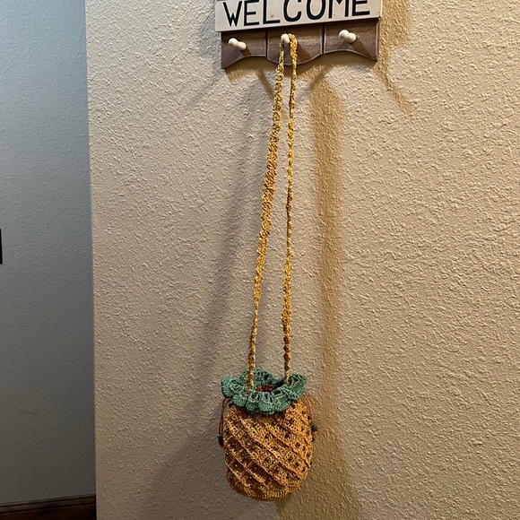 Cappelli Straworld | Bags | Nwot Crossbody Purse | Poshmark